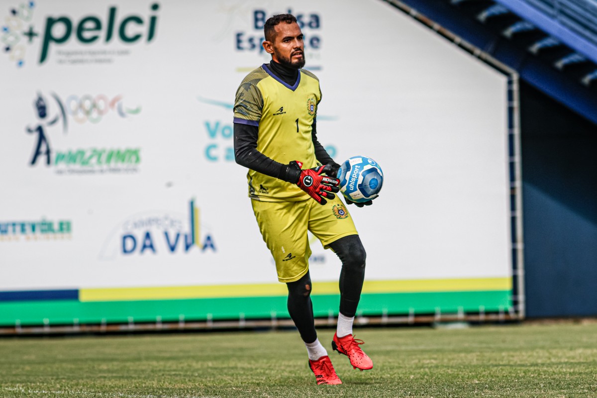 Apesar liderar com folga, Jonathan enfatiza: "A gente não pode deixar ...