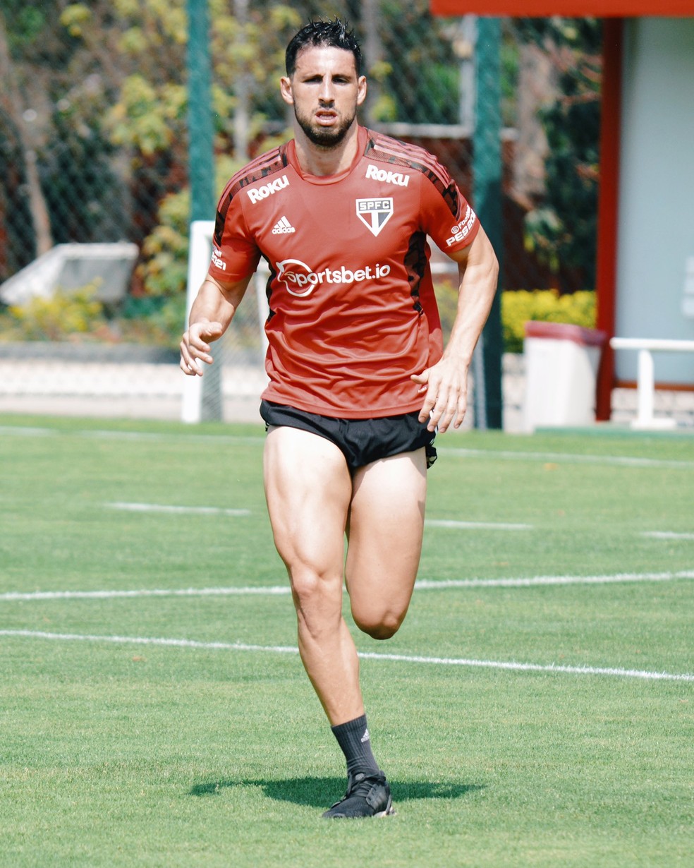 Download Jonathan Calleri transparent png render free. Sao Paulo FC png ...