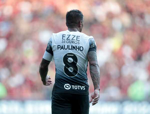 Corinthians anuncia saída de Paulinho | corinthians | ge