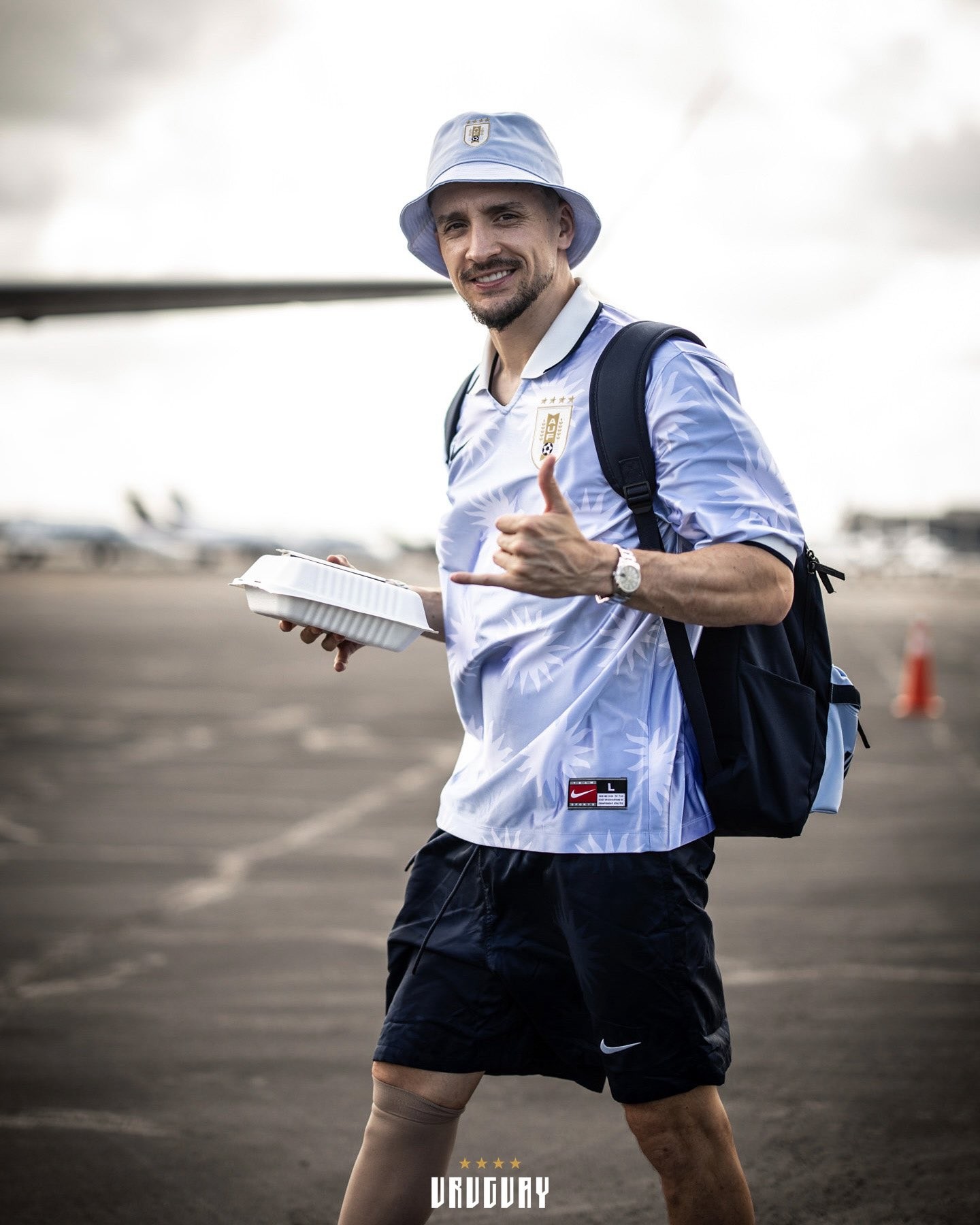 Uruguai supera imprevisto com voo e desembarca em Miami | Ge