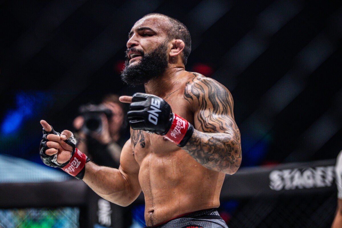 ONE 168: John Lineker se aventura no muay thai enquanto espera trilogia ...