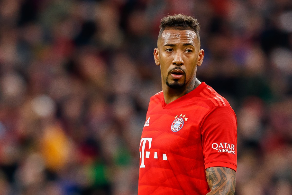 Boateng deixa quarentena para visitar o filho, sofre acidente e é ...