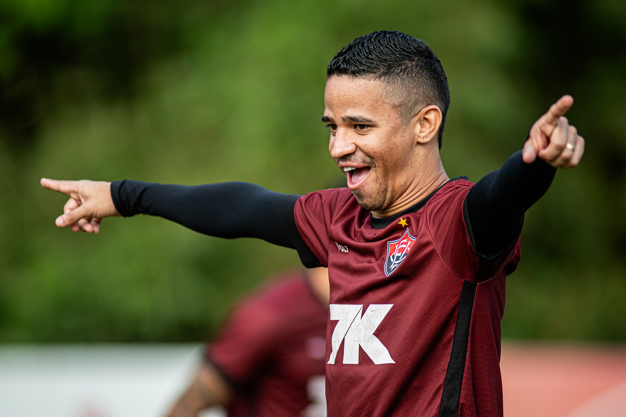 Vitória anuncia compra do atacante Erick, ex-São Paulo; veja valores | Ge