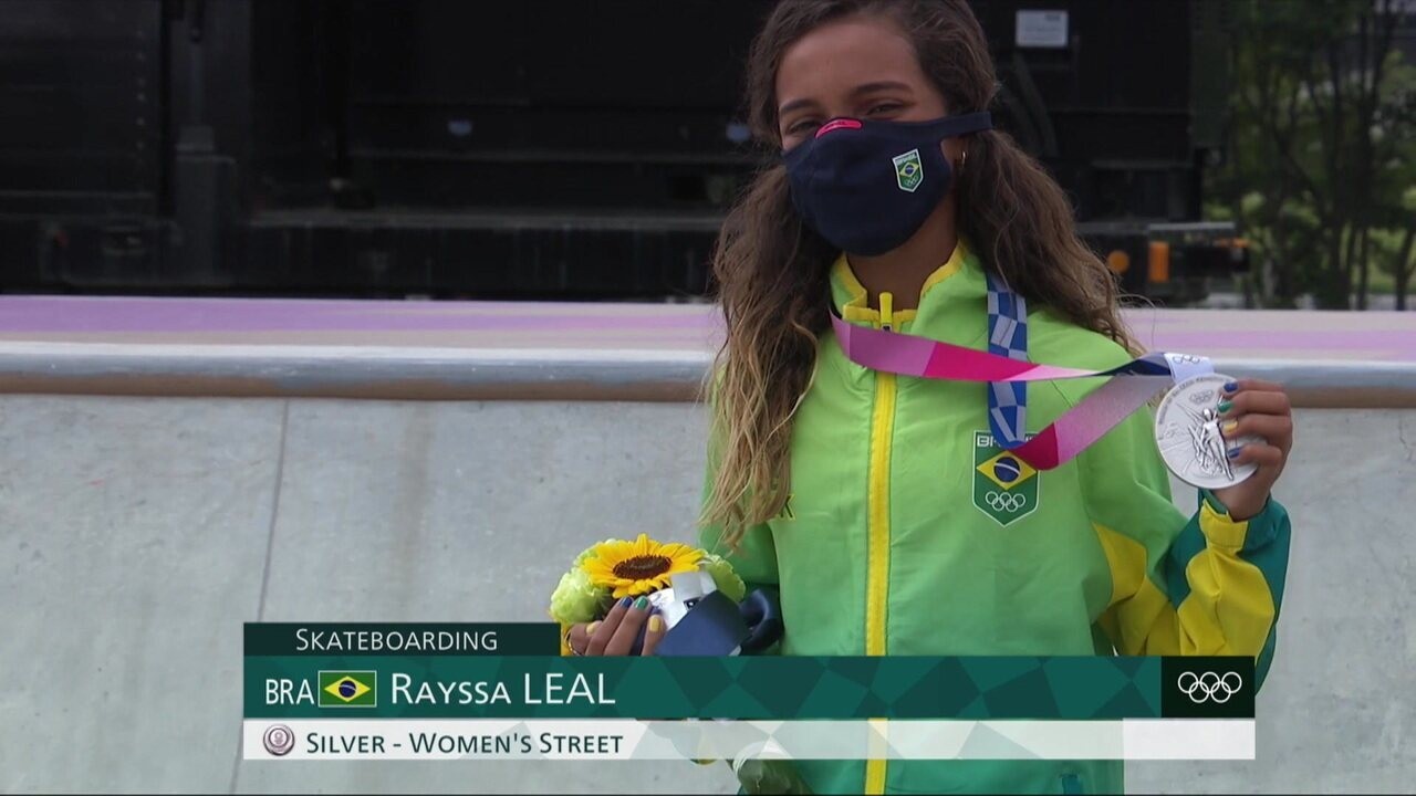 Rayssa Leal se torna a mais jovem medalhista olímpica da história do Brasil