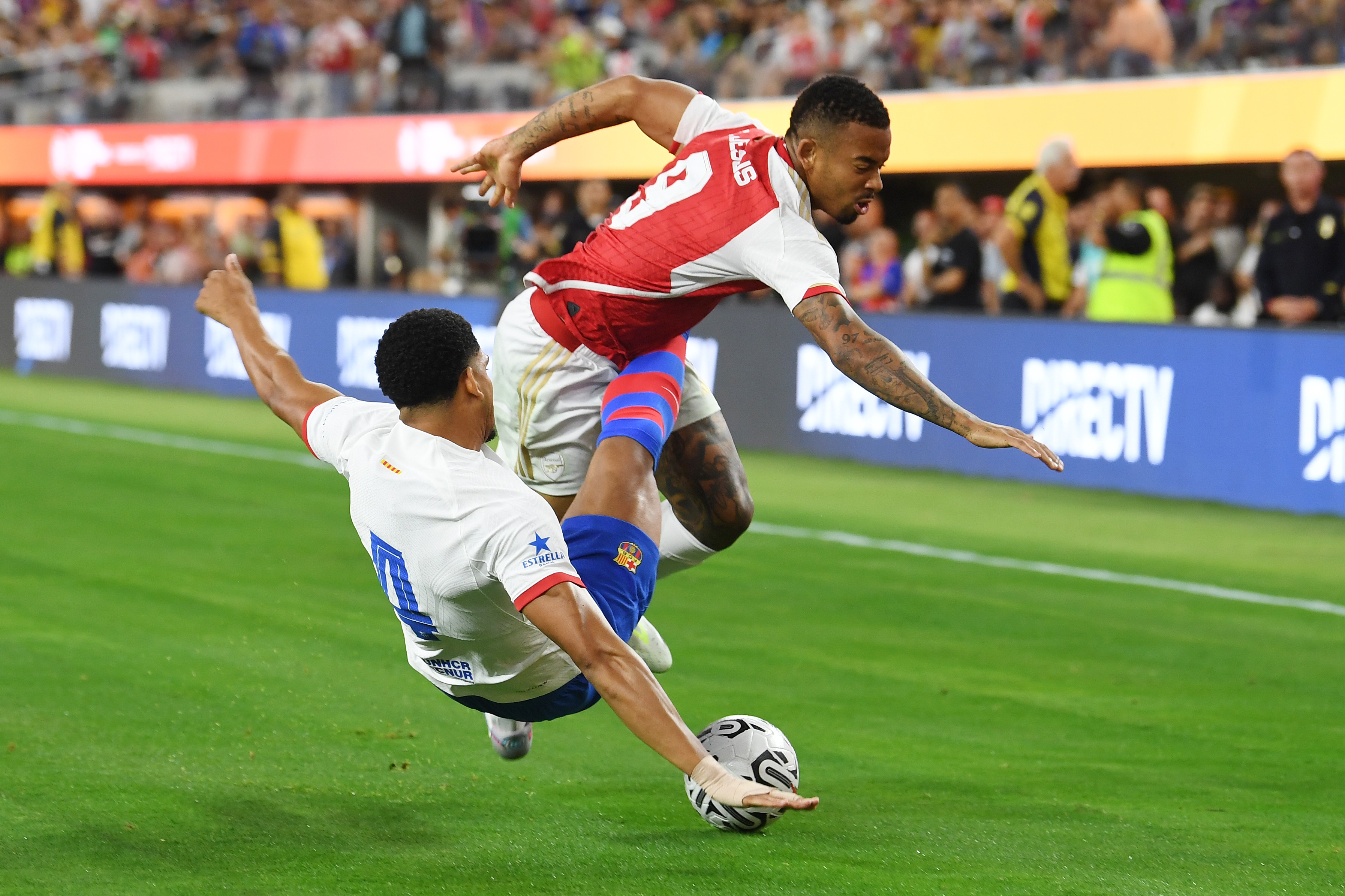 Arsenal vence Barcelona em amistoso "para valer" com muitos gols nos EUA