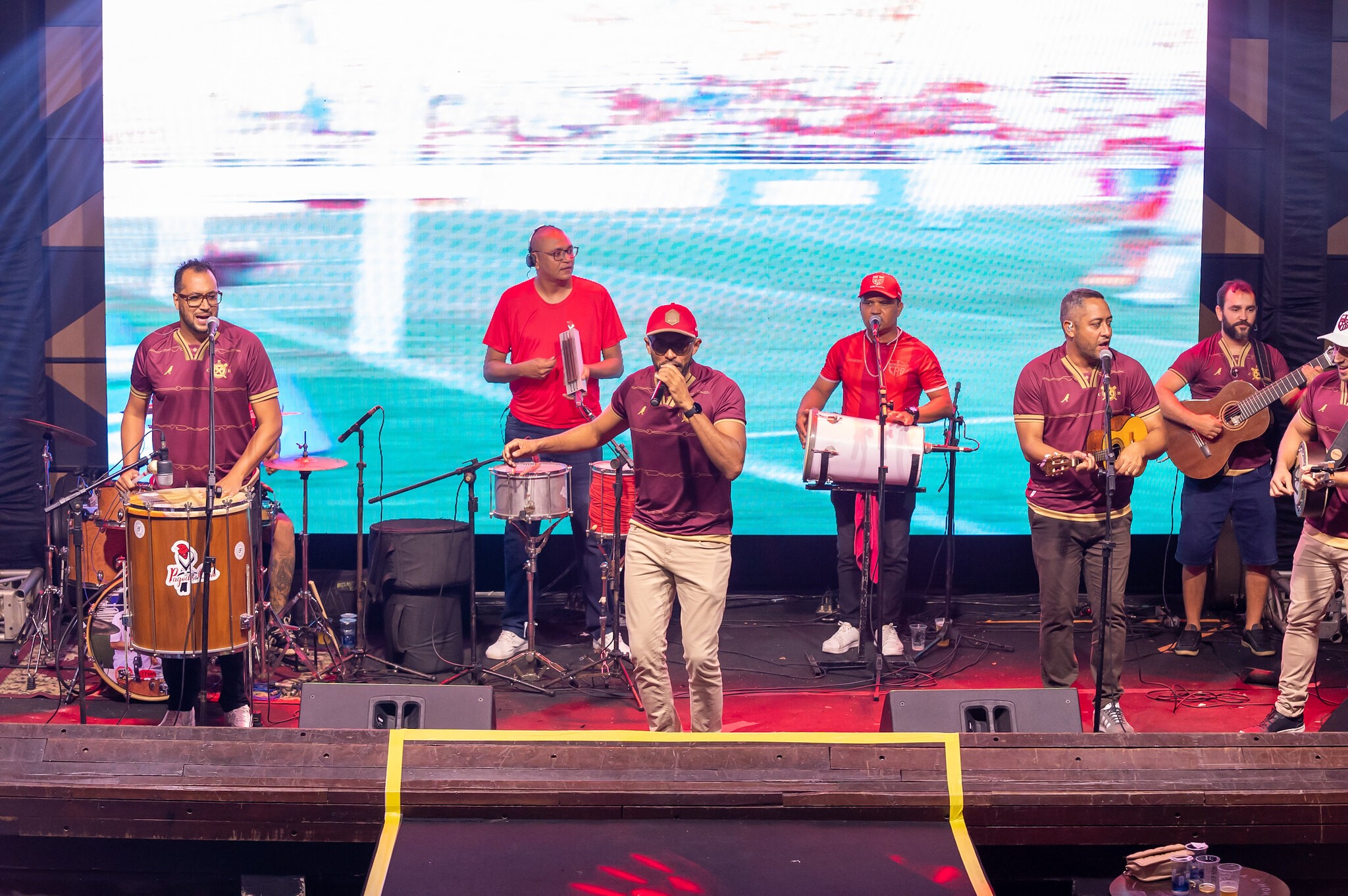 CRB apresenta à torcida a linha 2025 de uniformes | Ge