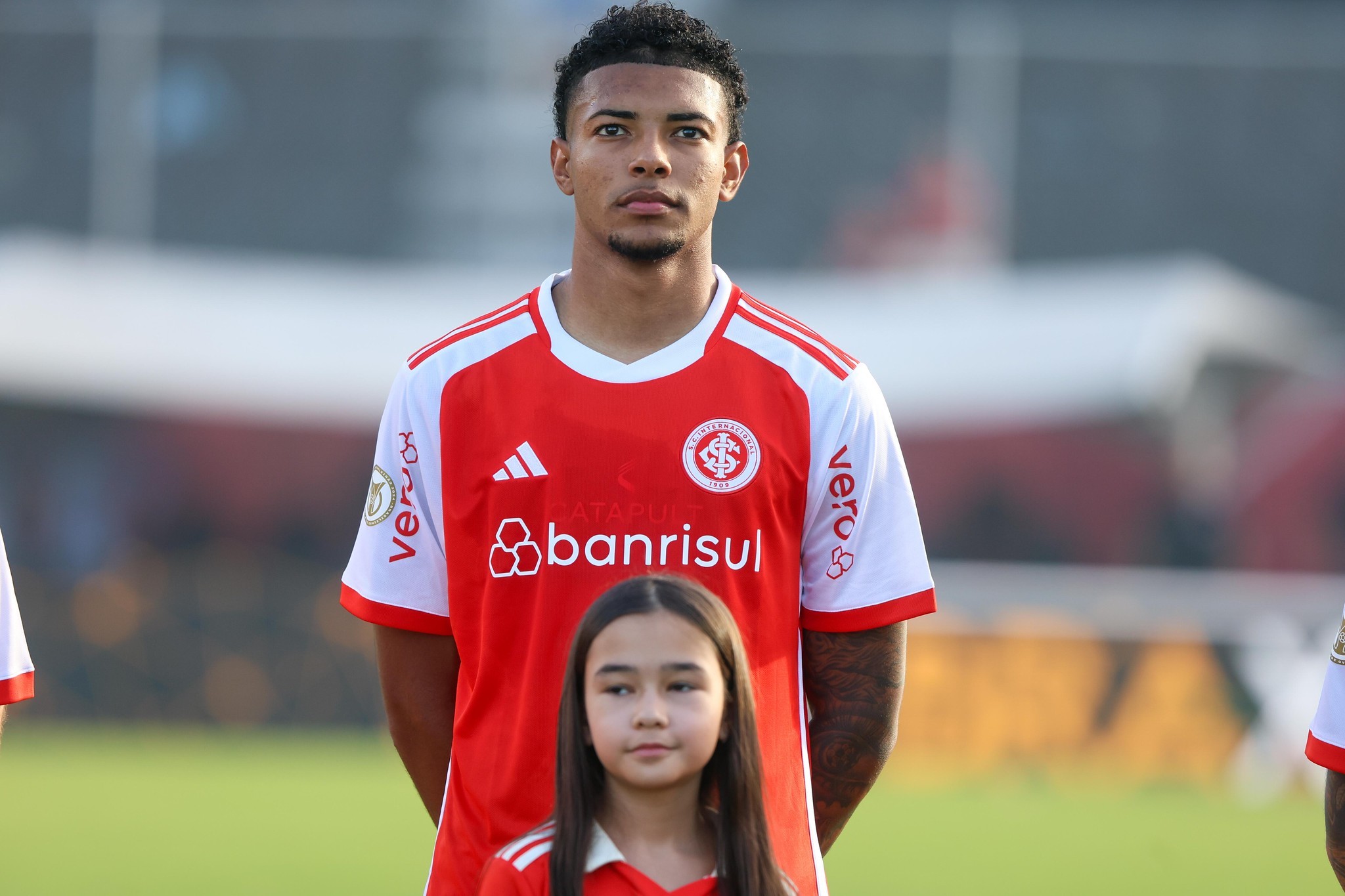 Inter negocia saída de volante para o futebol português | internacional ...