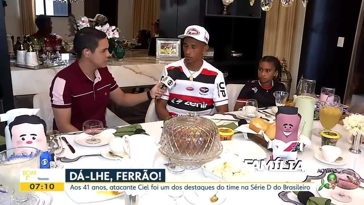 Com título, Ciel festeja melhor temporada da carreira | Ge