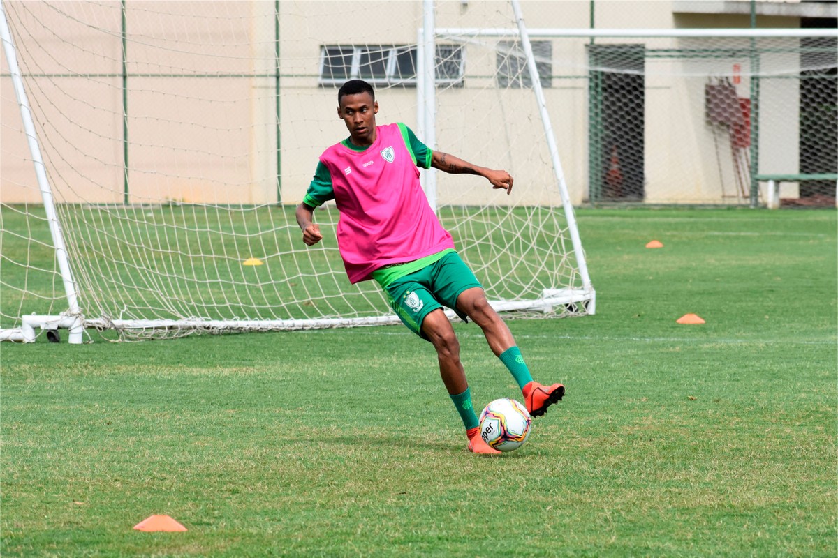 Ademir tem lesão constatada e desfalca América-MG na estreia da Série B ...