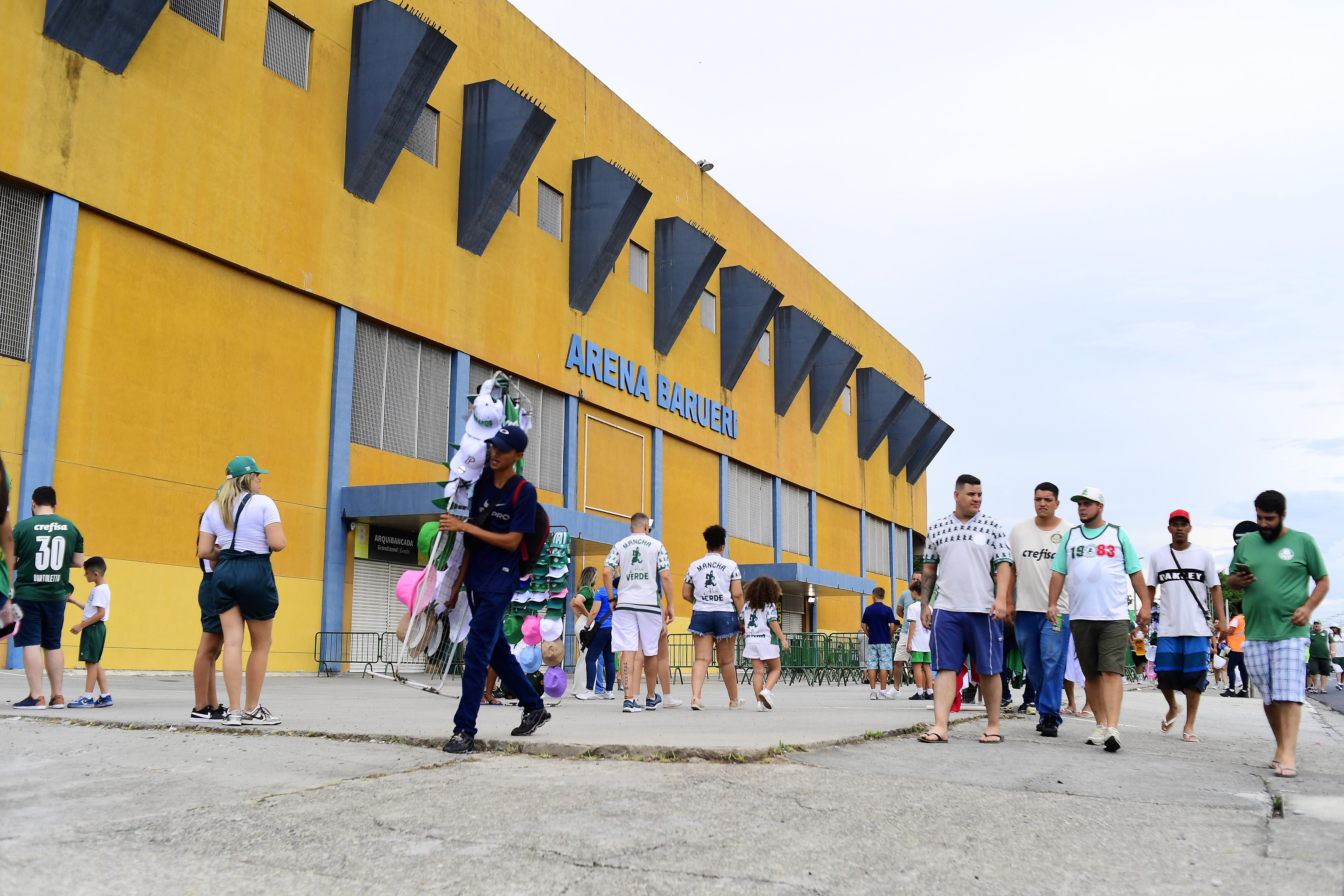 Palmeiras volta à Arena Barueri e define preços de ingressos para jogo ...