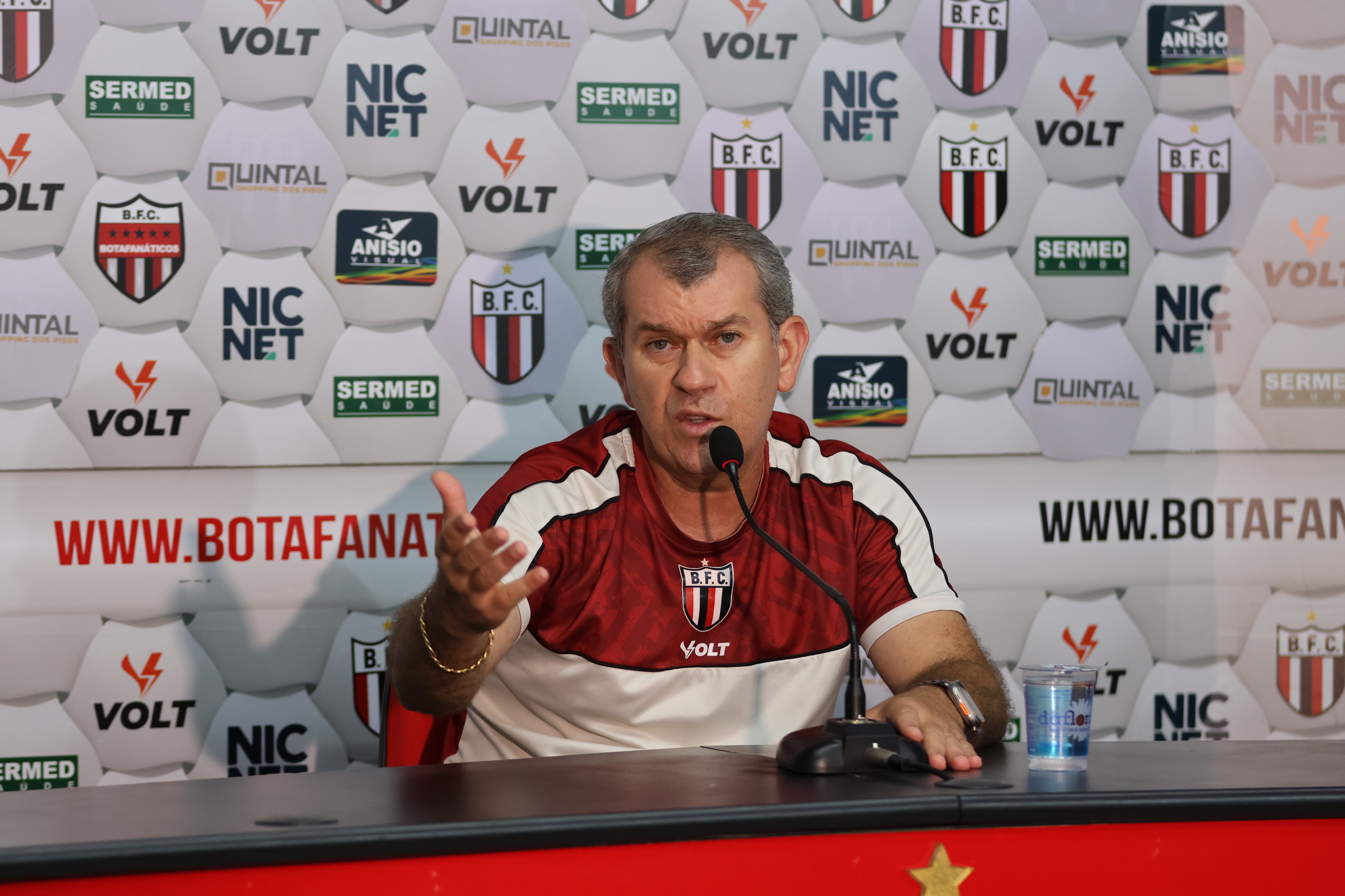 Tencati traça meta para Botafogo-SP na Série B; saiba mais | Ge