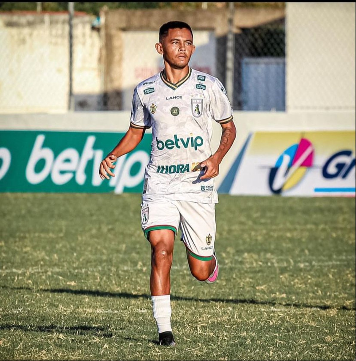 Sousa anuncia saída do meia Wilson Potiguar, titular em todos os jogos ...