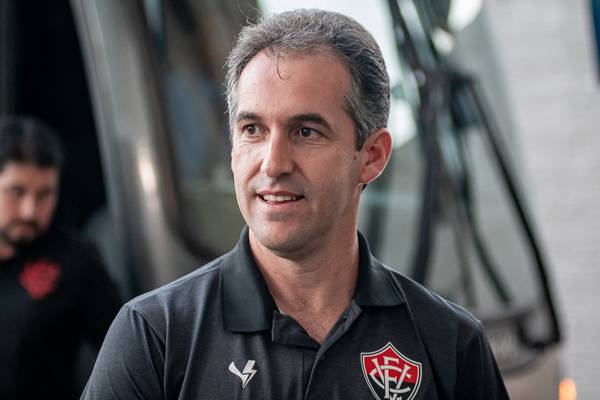 Depois De Acesso Em Campanha Sem Sofrimento Léo Condé Quer O Título