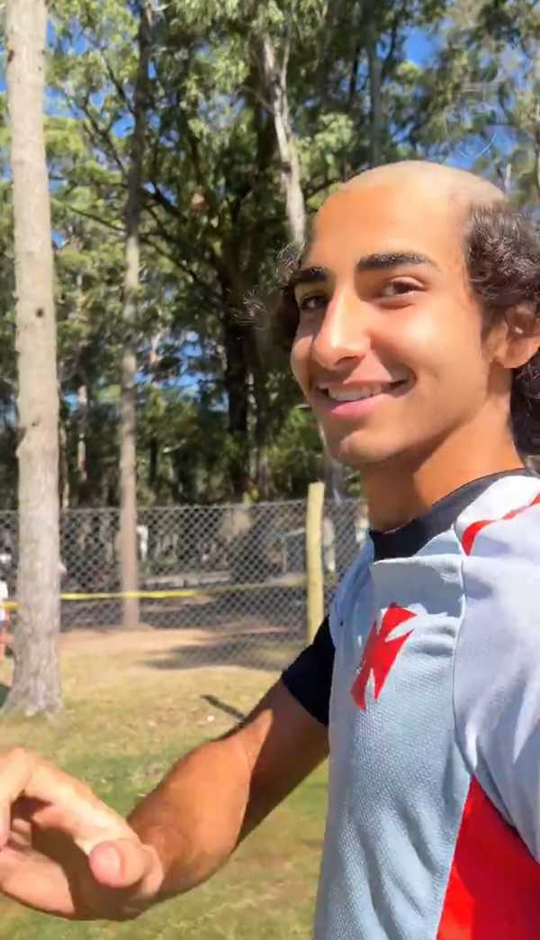 Allan, Pablo e JP têm cabelos raspados em trote no Vasco; veja vídeo | vasco | ge