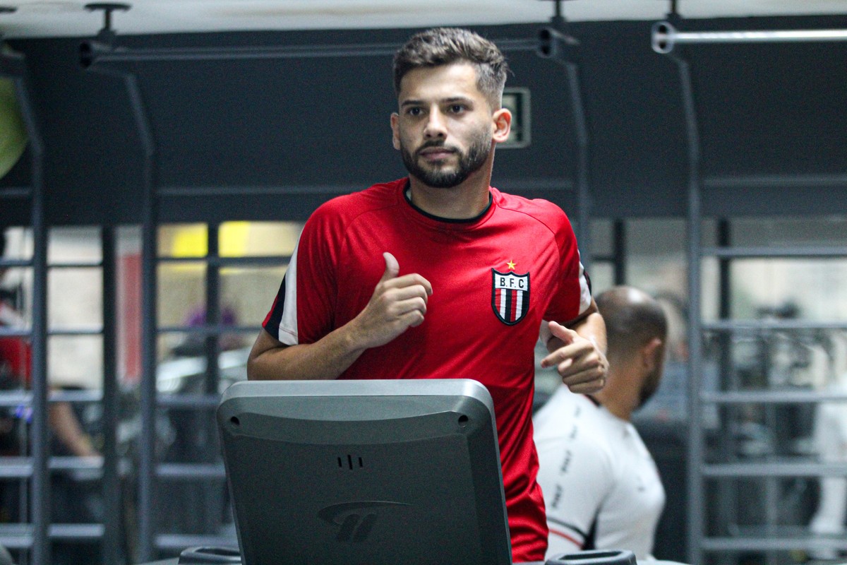 Brey e Pedro podem reforçar Botafogo-SP na 2ª rodada; sem lesão, Jean ...