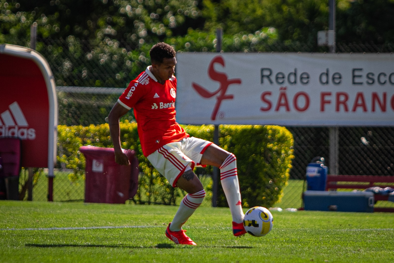 Joia 2023: Matteo se inspira no pai Amoroso para brilhar no Inter | Ge