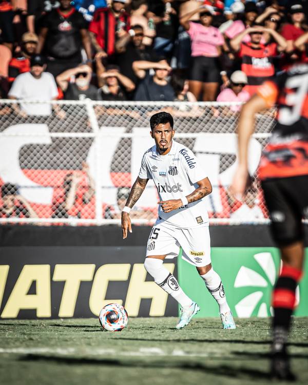 Ivonei voltará ao Santos após empréstimo e aguarda definição | santos | ge