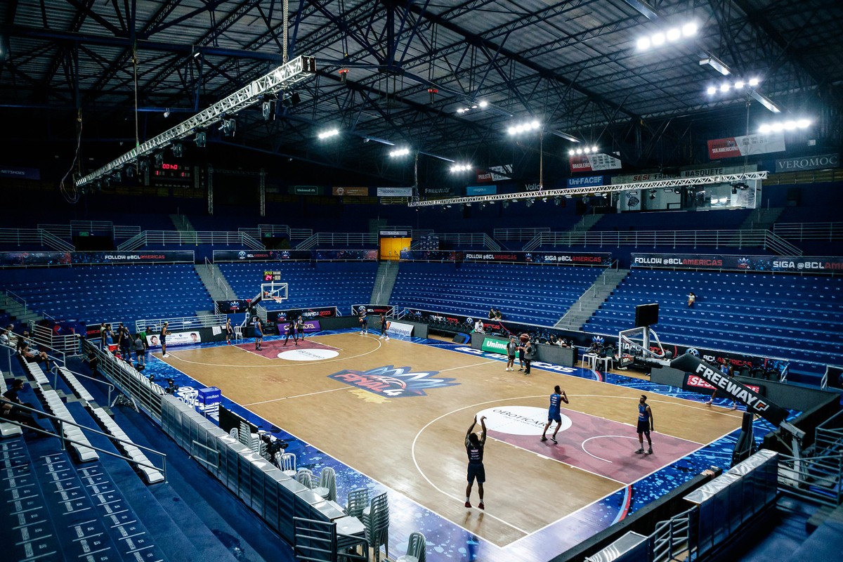 Franca aposta em "fator Pedrocão" para iniciar bem semifinal diante do ...