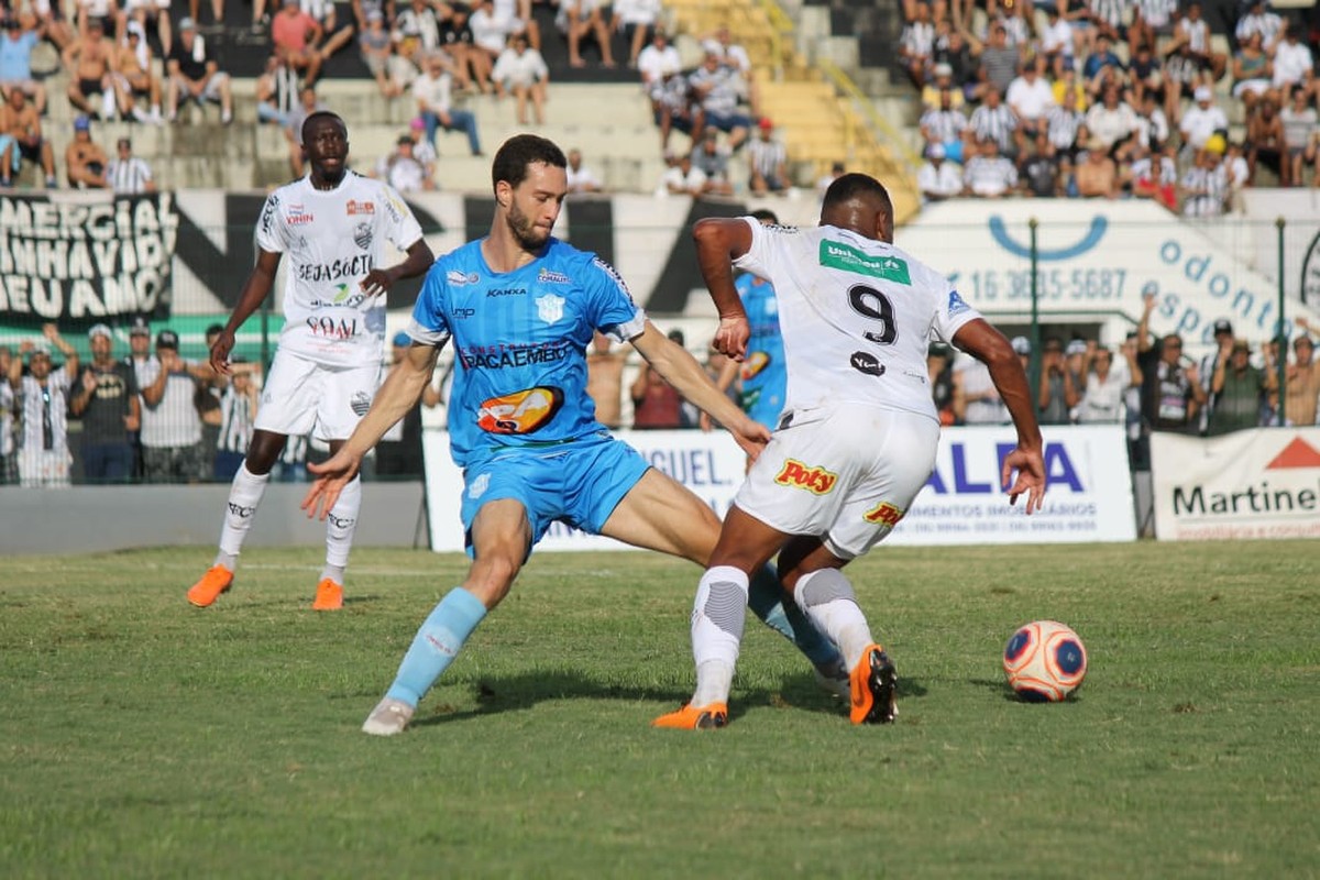 Em 2ª passagem pelo Comercial, Fahel reencontra torcida na Joia após 3 ...