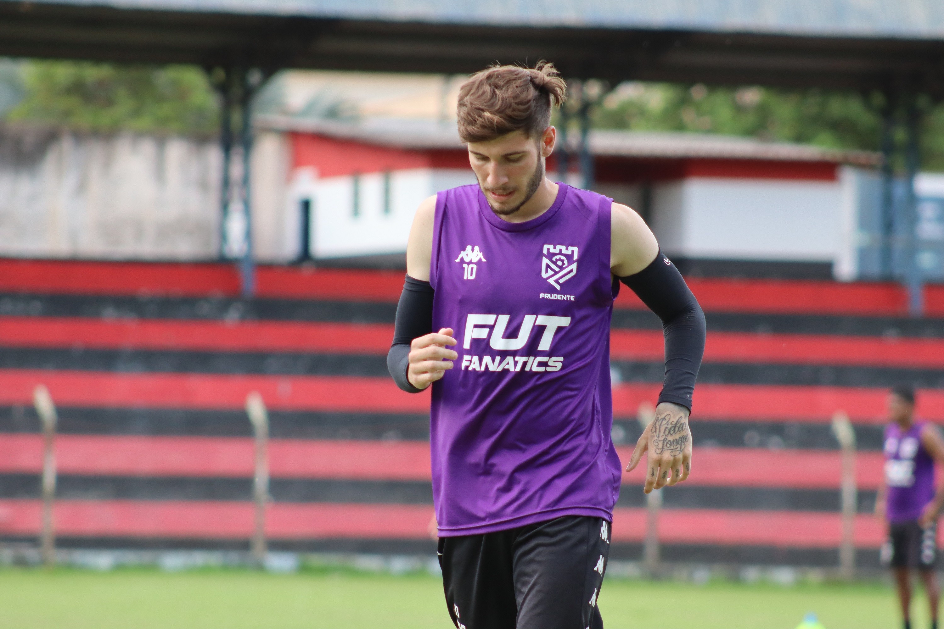 Bandeirante-SP acerta a contratação do lateral Pedro Rinaldi | Ge
