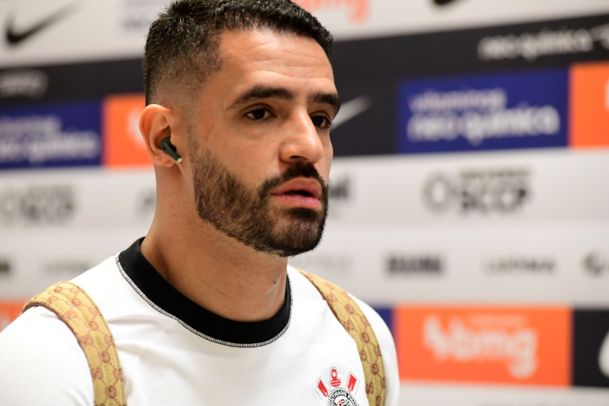 A caminho do Fluminense, Renato Augusto se despede do Corinthians: "Com ...
