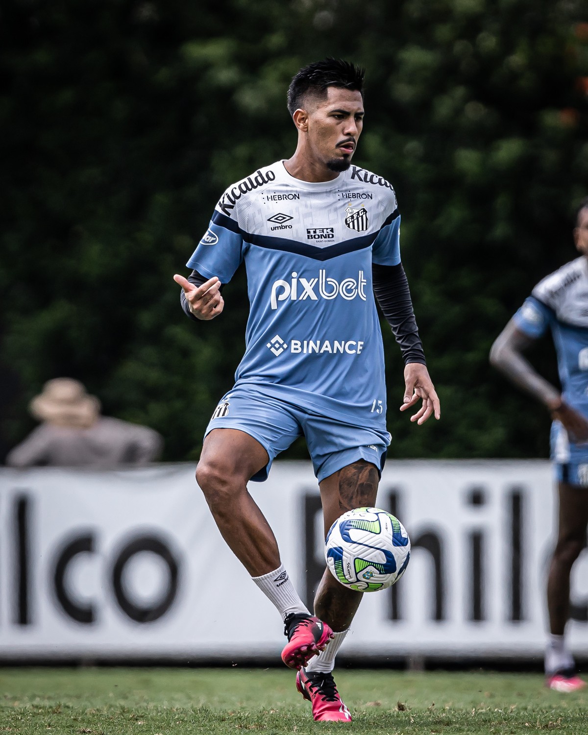 Afastado no Santos, Ivonei vai disputar Série B pelo Botafogo-SP ...