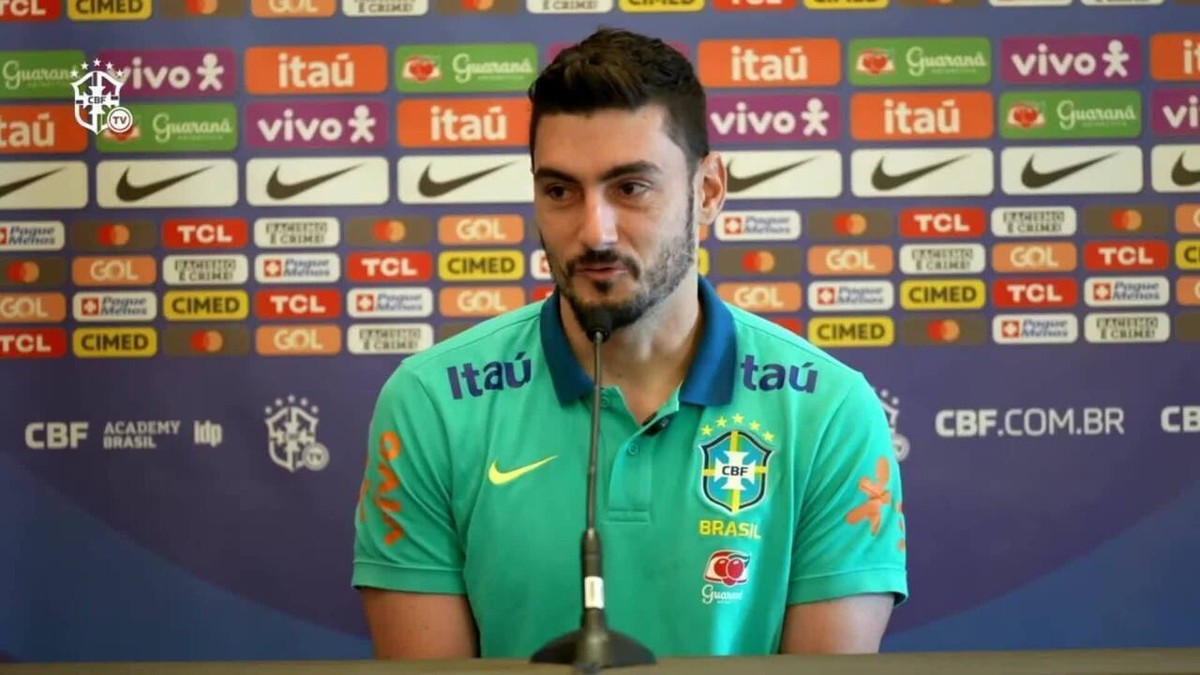 Mais experiente da Seleção, Rafael diz: "O mais importante é resgatar a ...