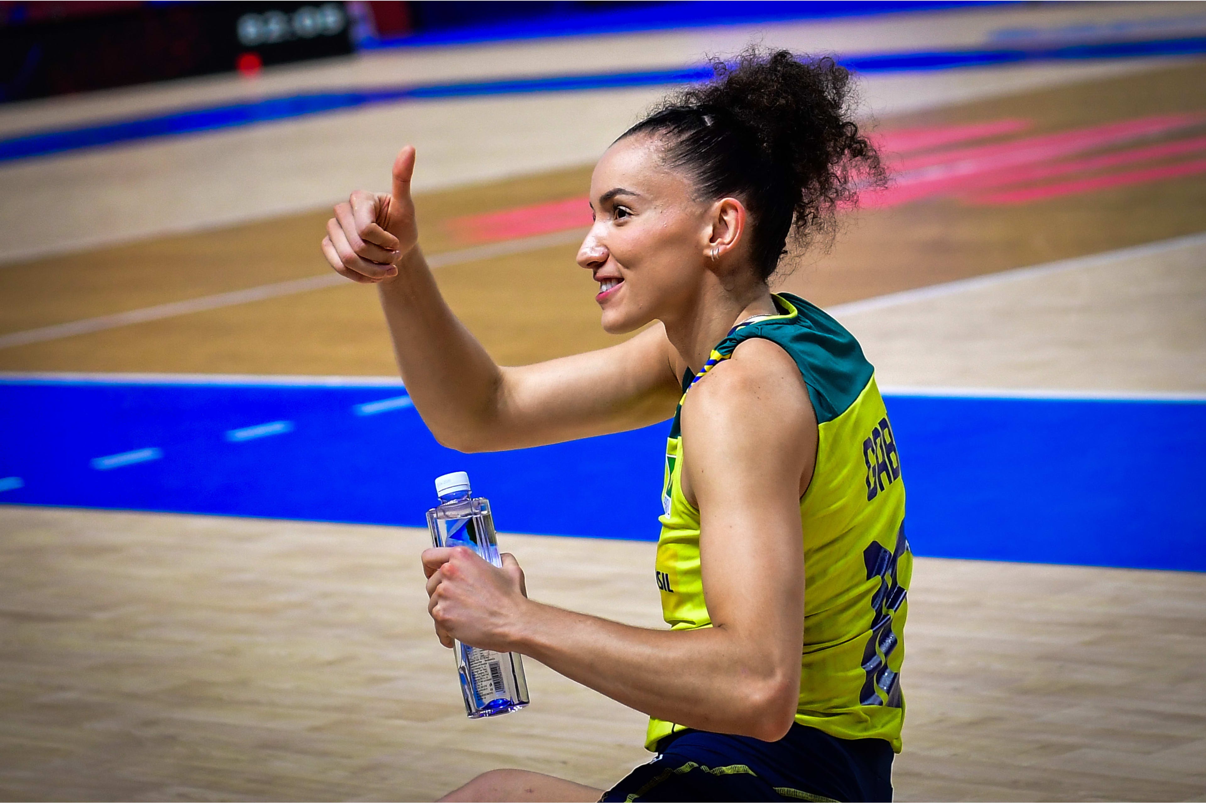 Gabi está fora da primeira semana da Liga das Nações de vôlei | Ge