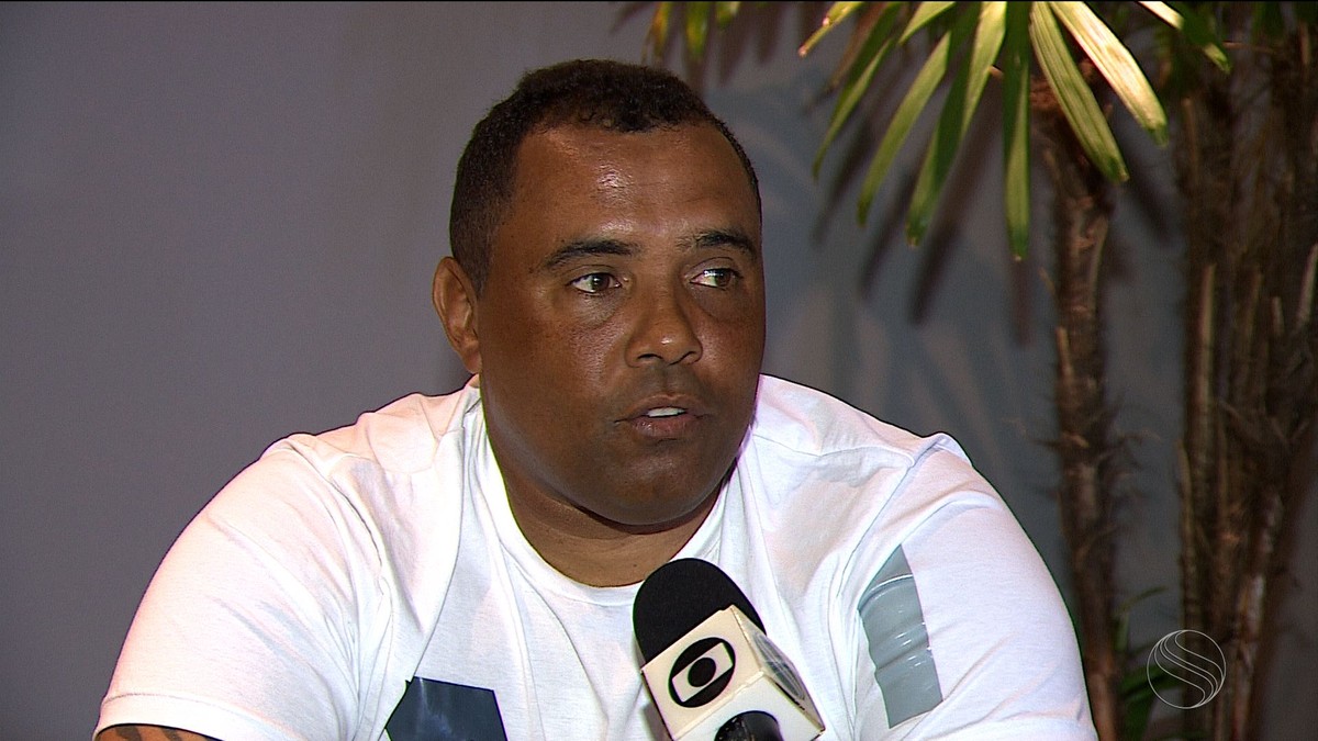 Férias? Técnico Edmilson Silva aproveitará para fazer estágios e curso na Europa | futebol | ge