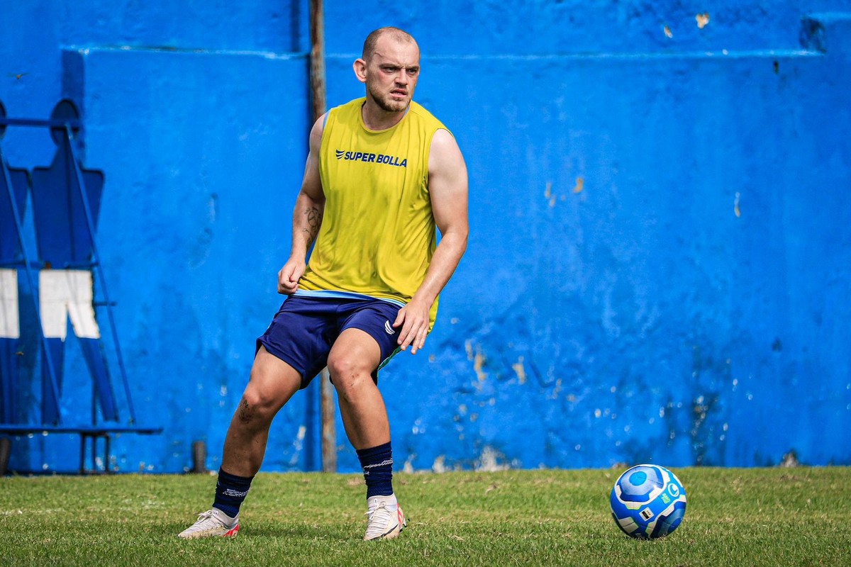 Ex-Botafogo-PB, Júlio Rush é anunciado no Confiança para sequência da ...