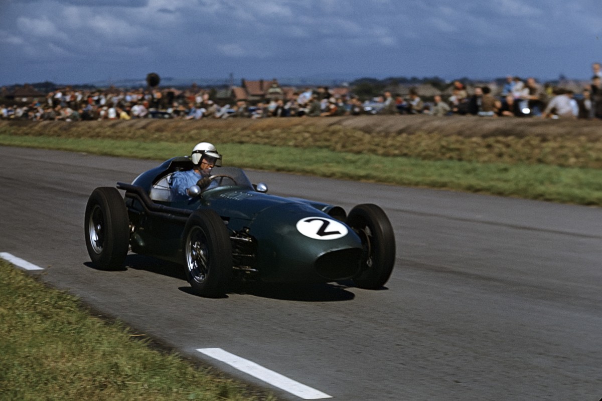 Aston Martin teve participação curta na Fórmula 1, apenas nas ...