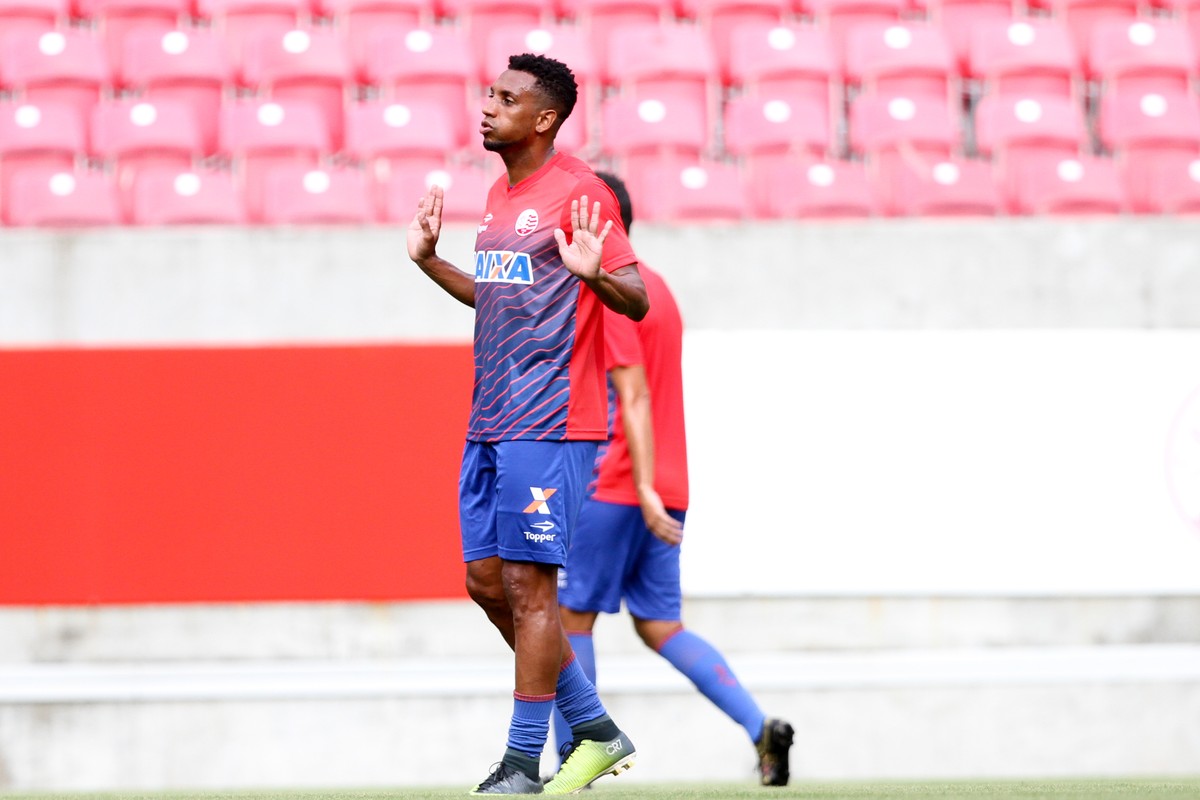 Anselmo desabafa contra antiga diretoria e detalha crise financeira do ...