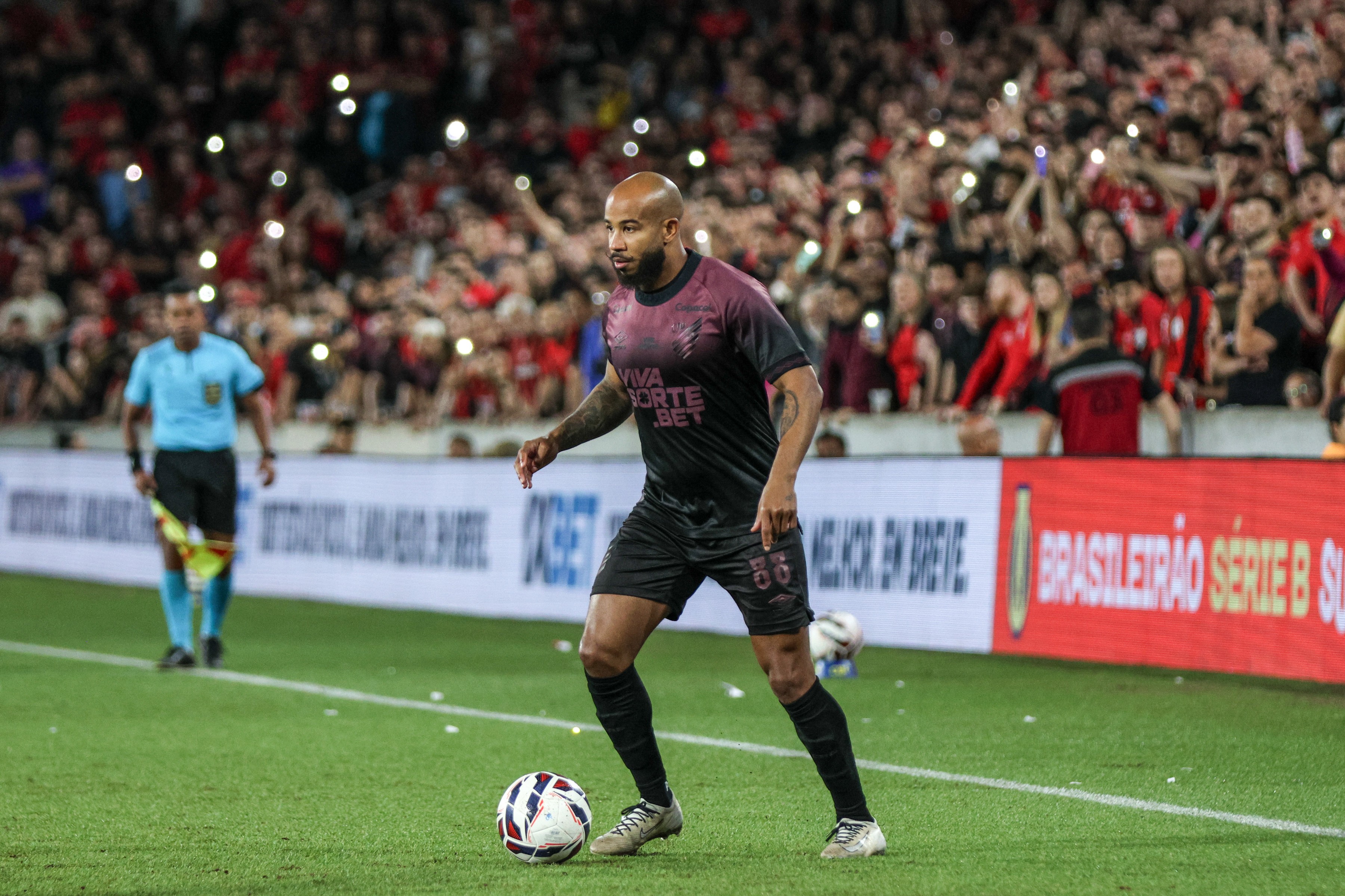 Athletico: Patrick e Giuliano conquistam 2º acesso seguido à Série A | Ge