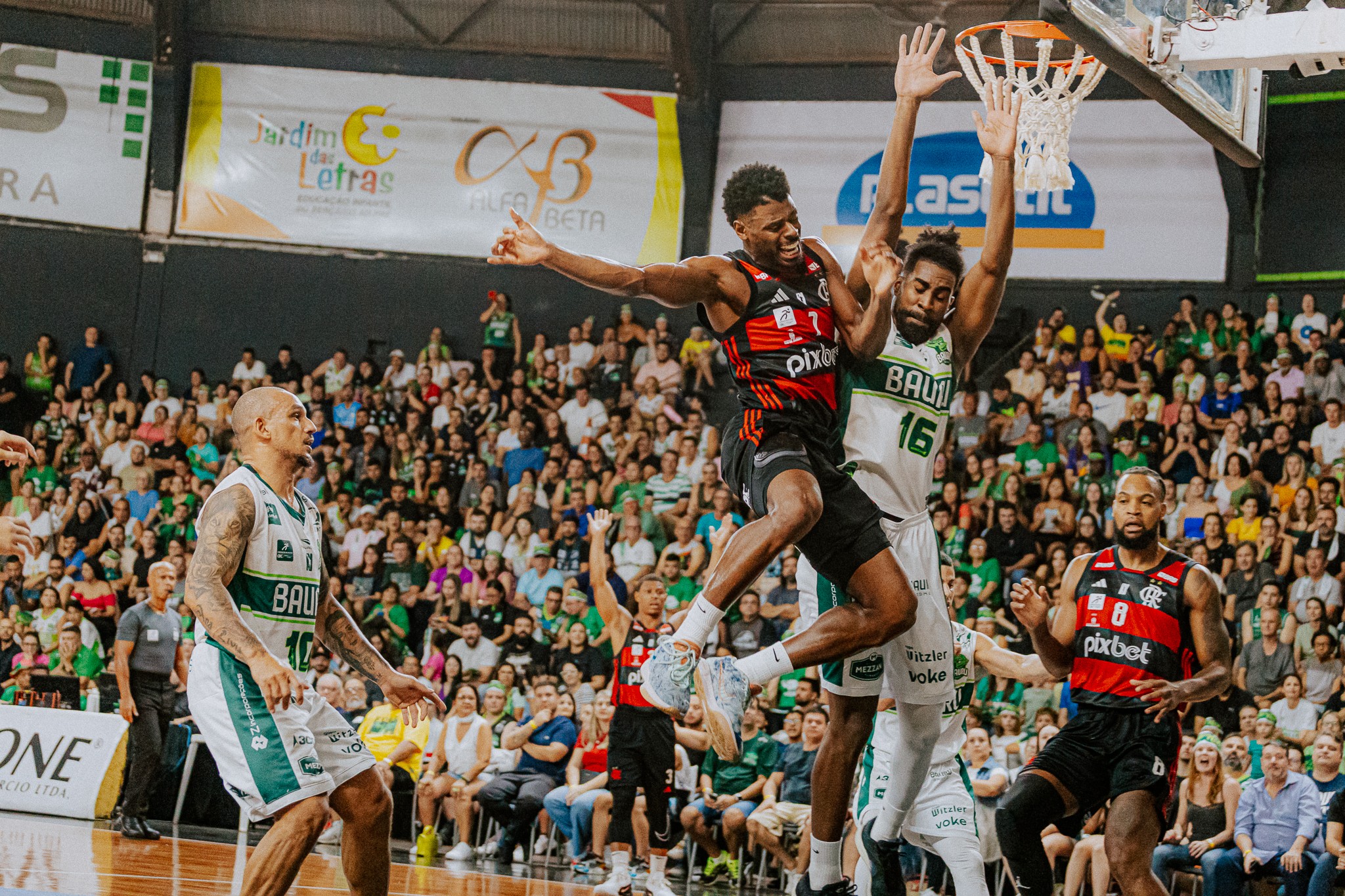Bauru x Flamengo ao vivo pela semifinal do NBB: onde assistir e horário ...