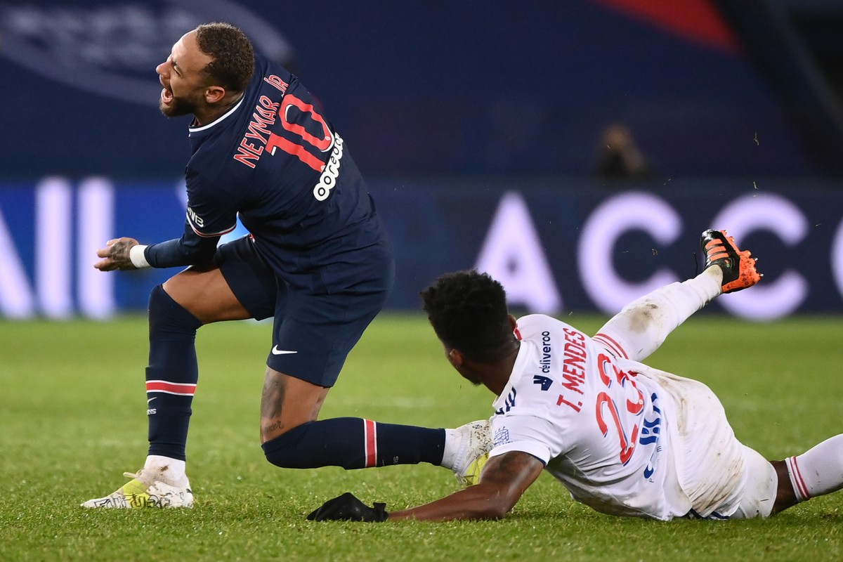 Primeiros exames de Neymar têm resultado "tranquilizador", diz PSG ...