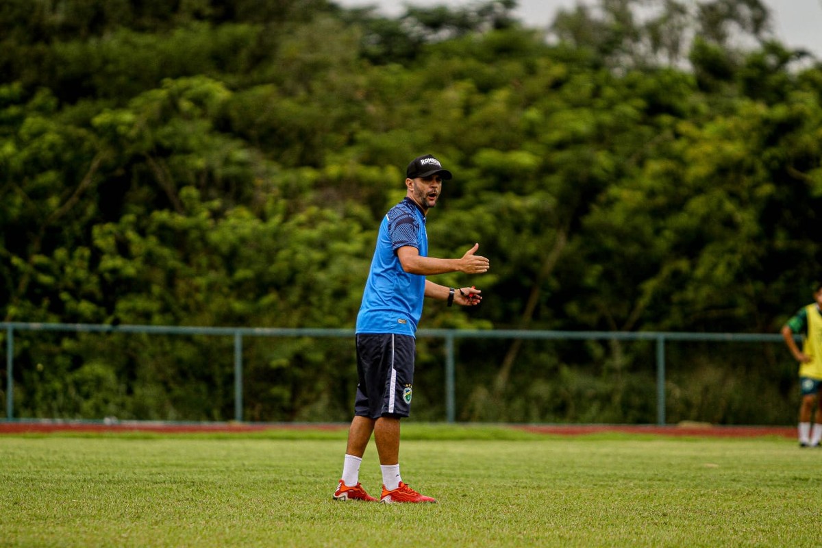 Às vésperas da estreia no Altos, Testoni completa uma semana de ...
