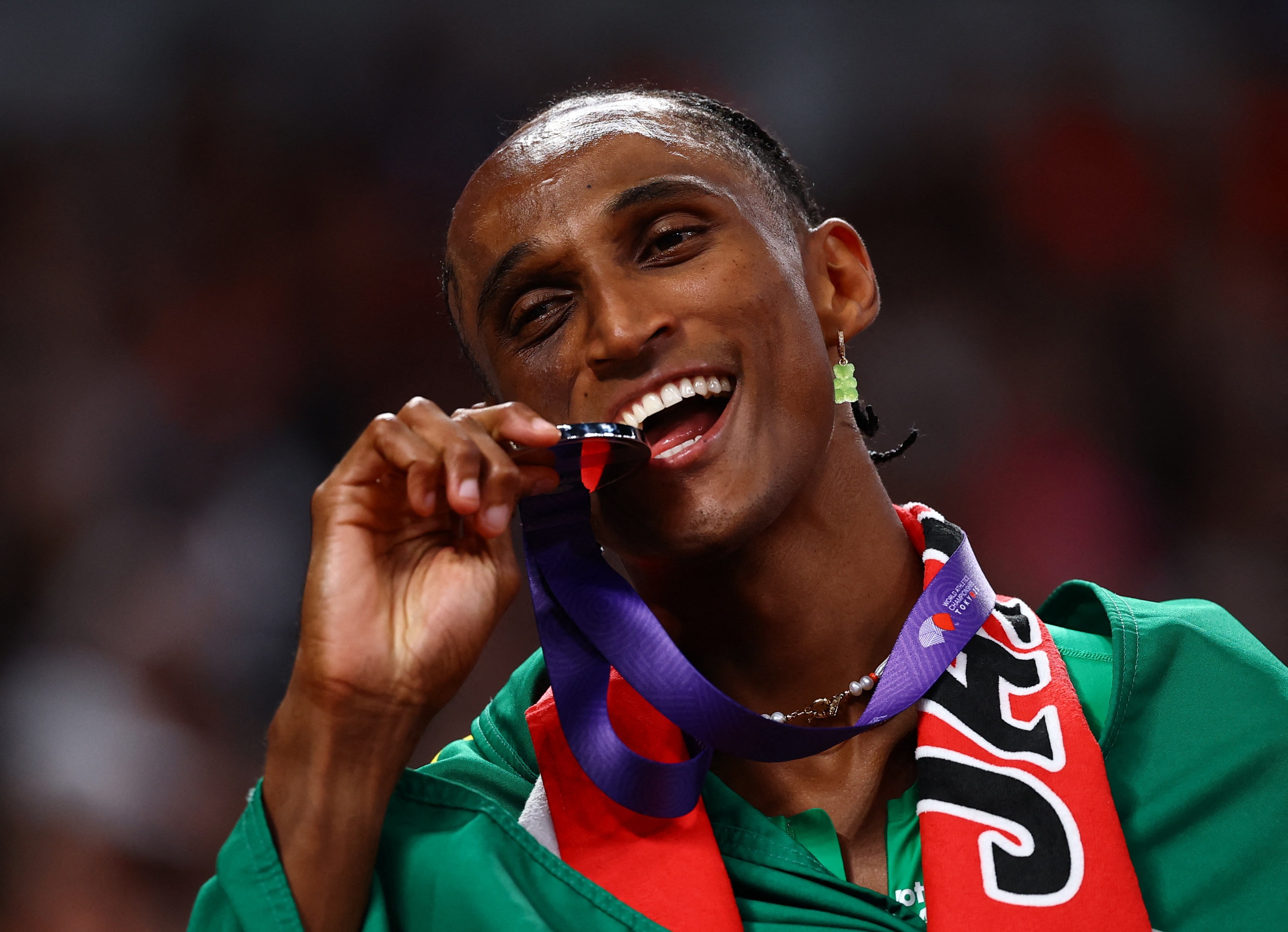 Alison vibra com prata no Mundial, projeta ser mais rápido e agradece ...