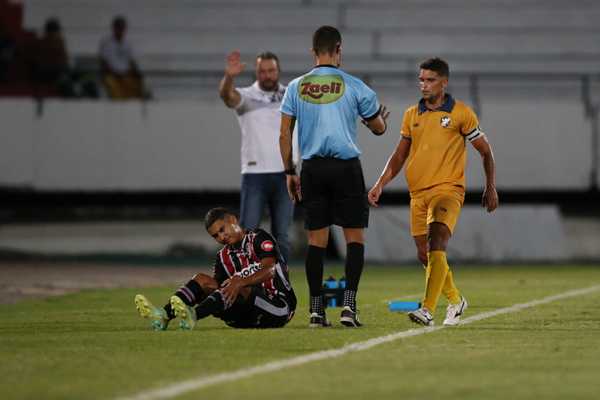 Matheus Melo e Thiaguinho jogam pelo Santa Cruz contra o Afogados? Veja ...