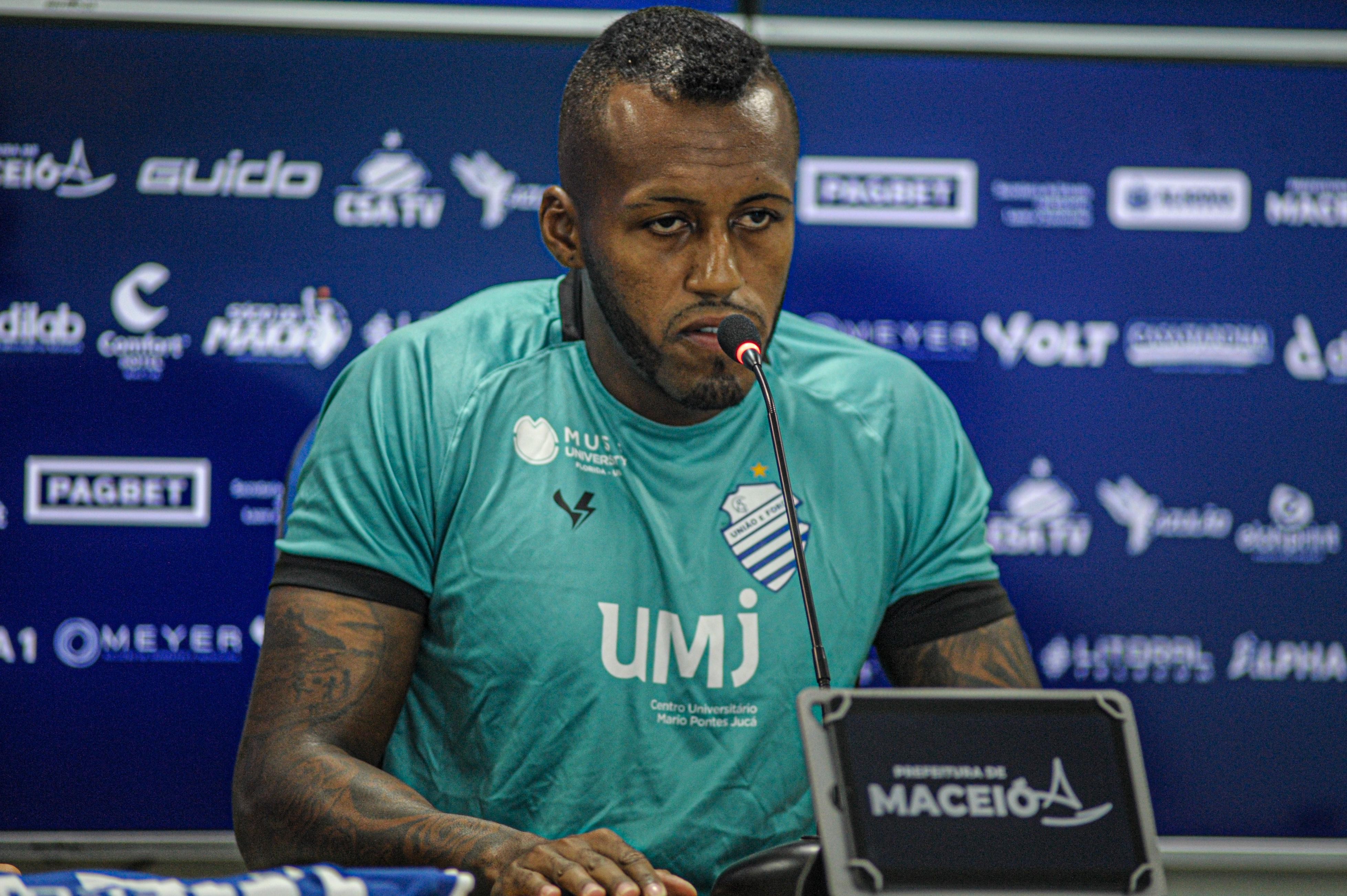 Zagueiro Matheus Santos não renova com CSA