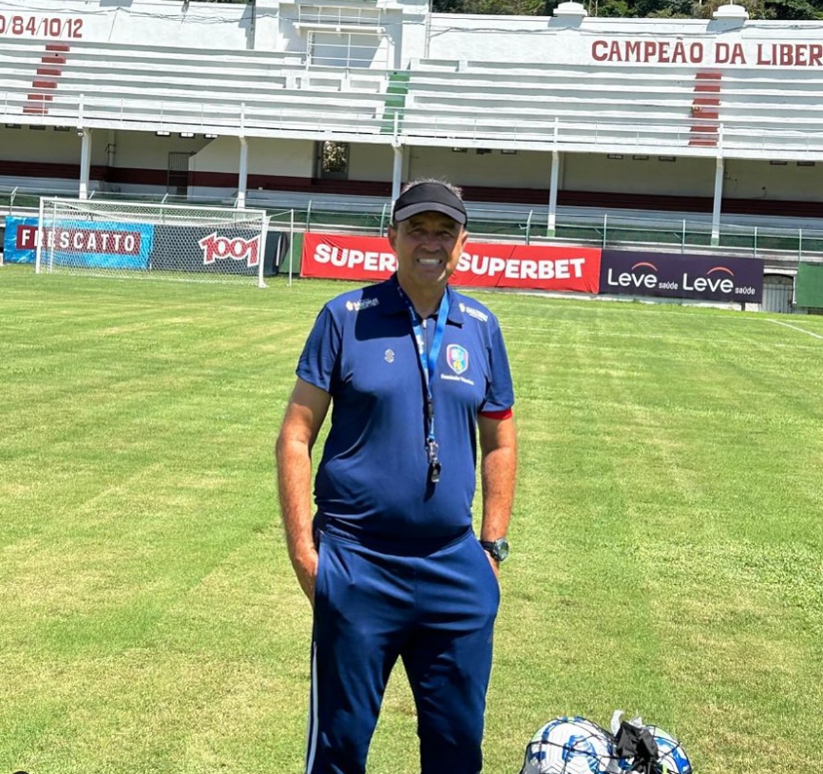 3B anuncia saída do técnico Roberto Neves | 3b sports | ge