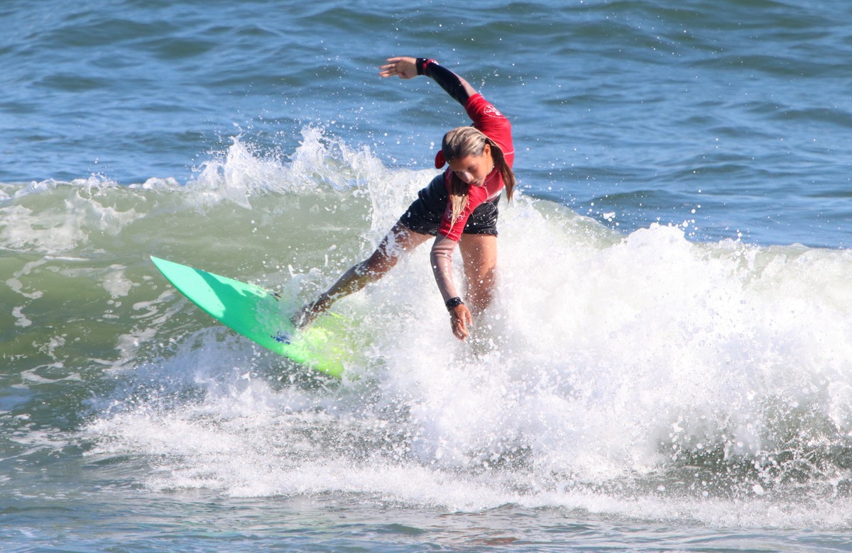 Guarujá recebe 28ª edição do A Tribuna de Surf Colegial | surfe | ge