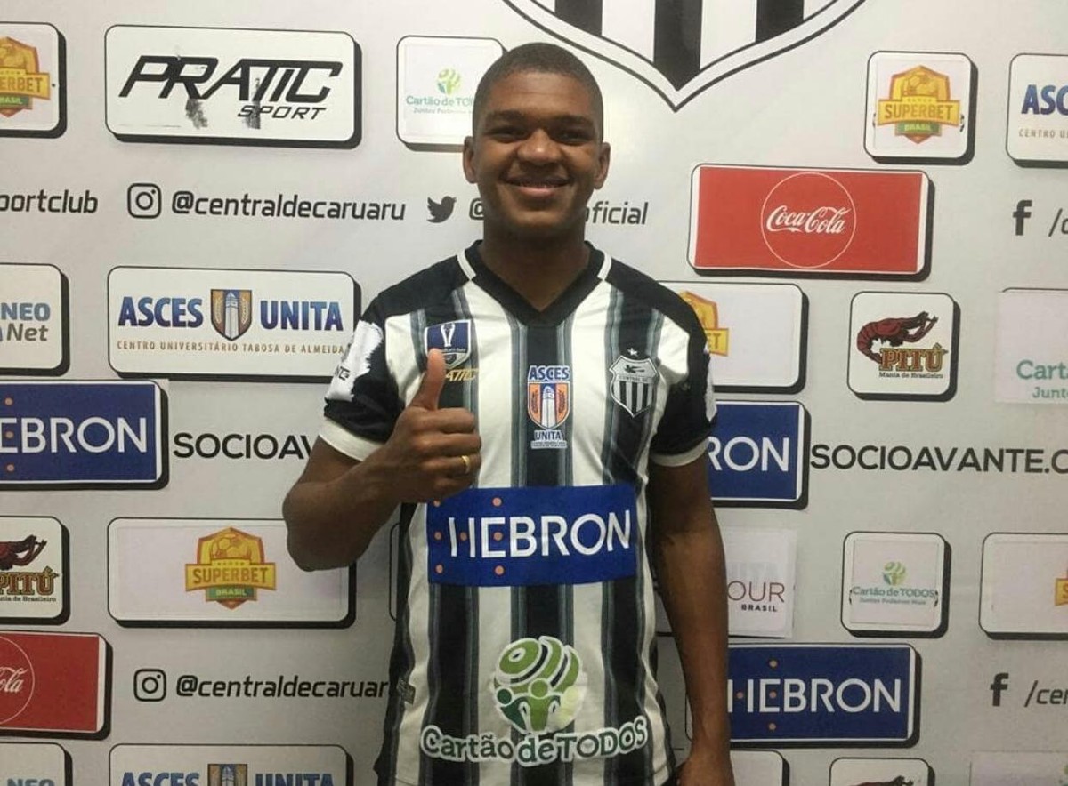 Jeffinho comemora retorno ao Central e diz que está mais "carimbado ...