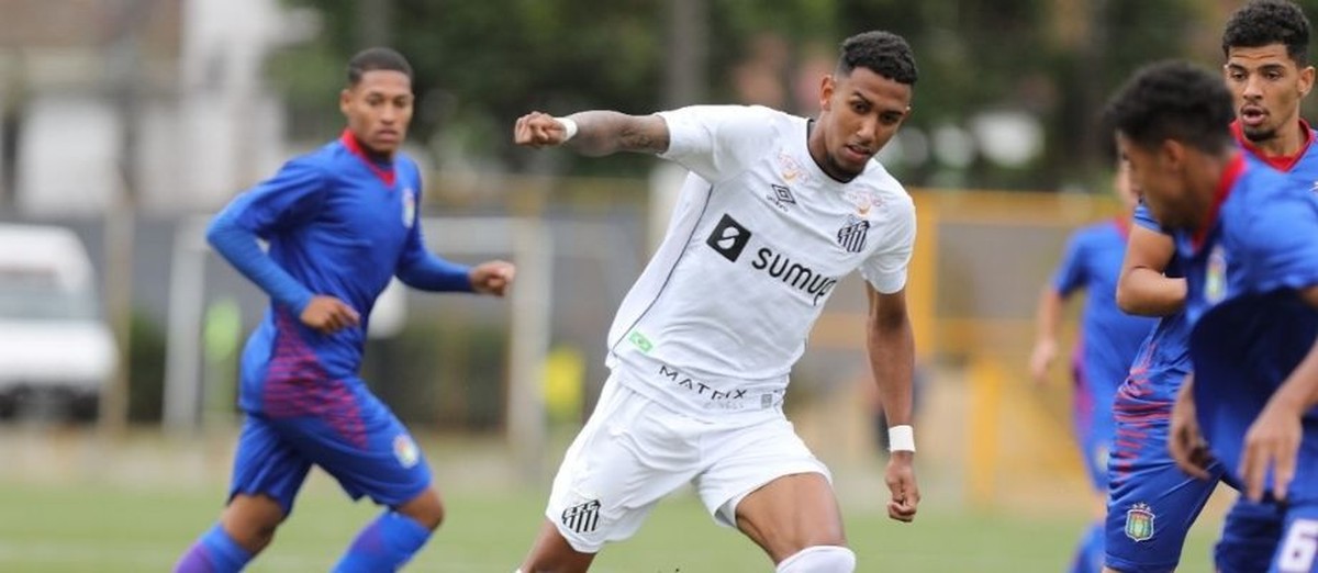 Em Jogo De Três Expulsões Santos Perde Para O São Caetano No Paulista