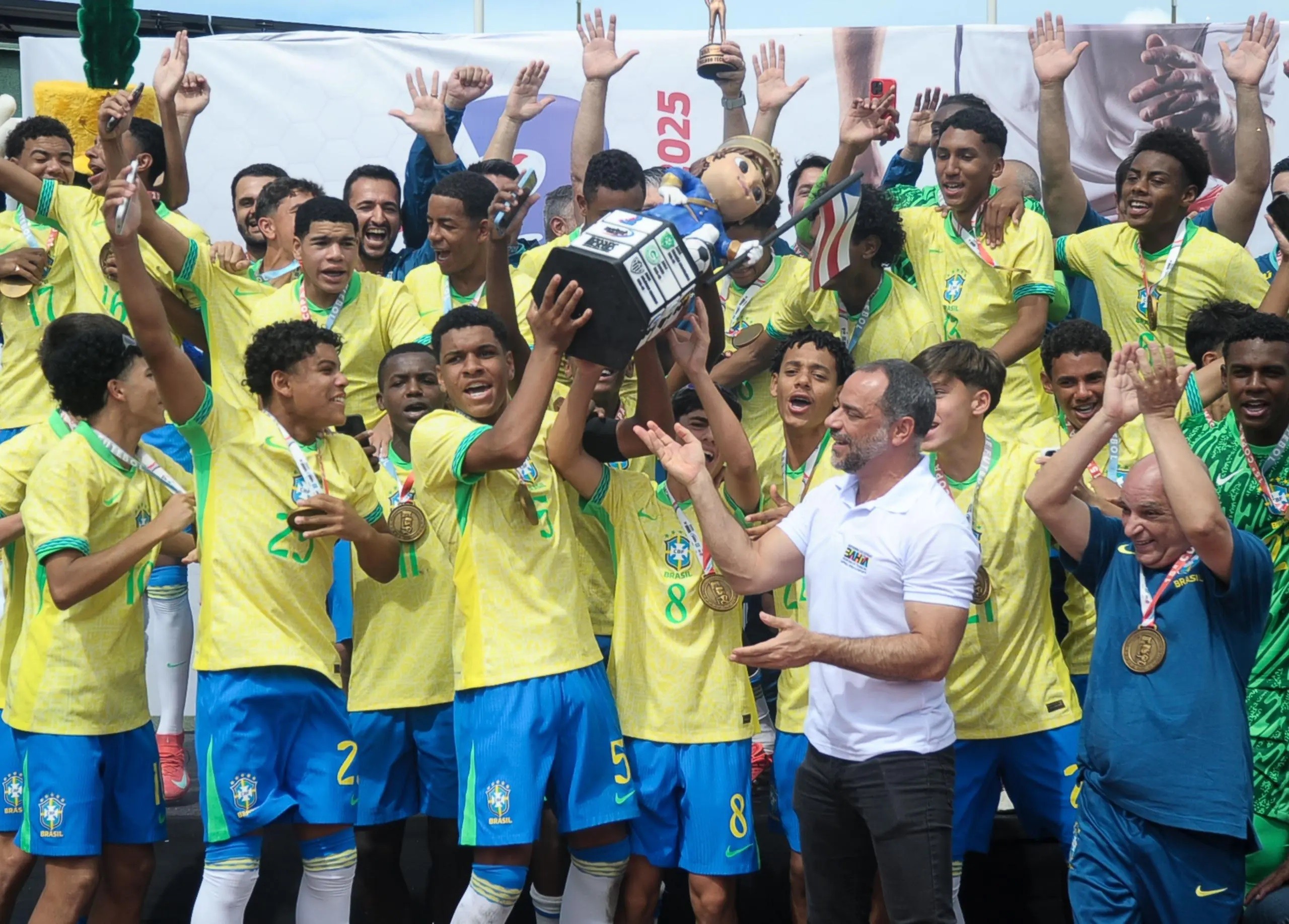 Brasil sub-15 é convocado com Bruninho Samudio; veja nomes | Ge