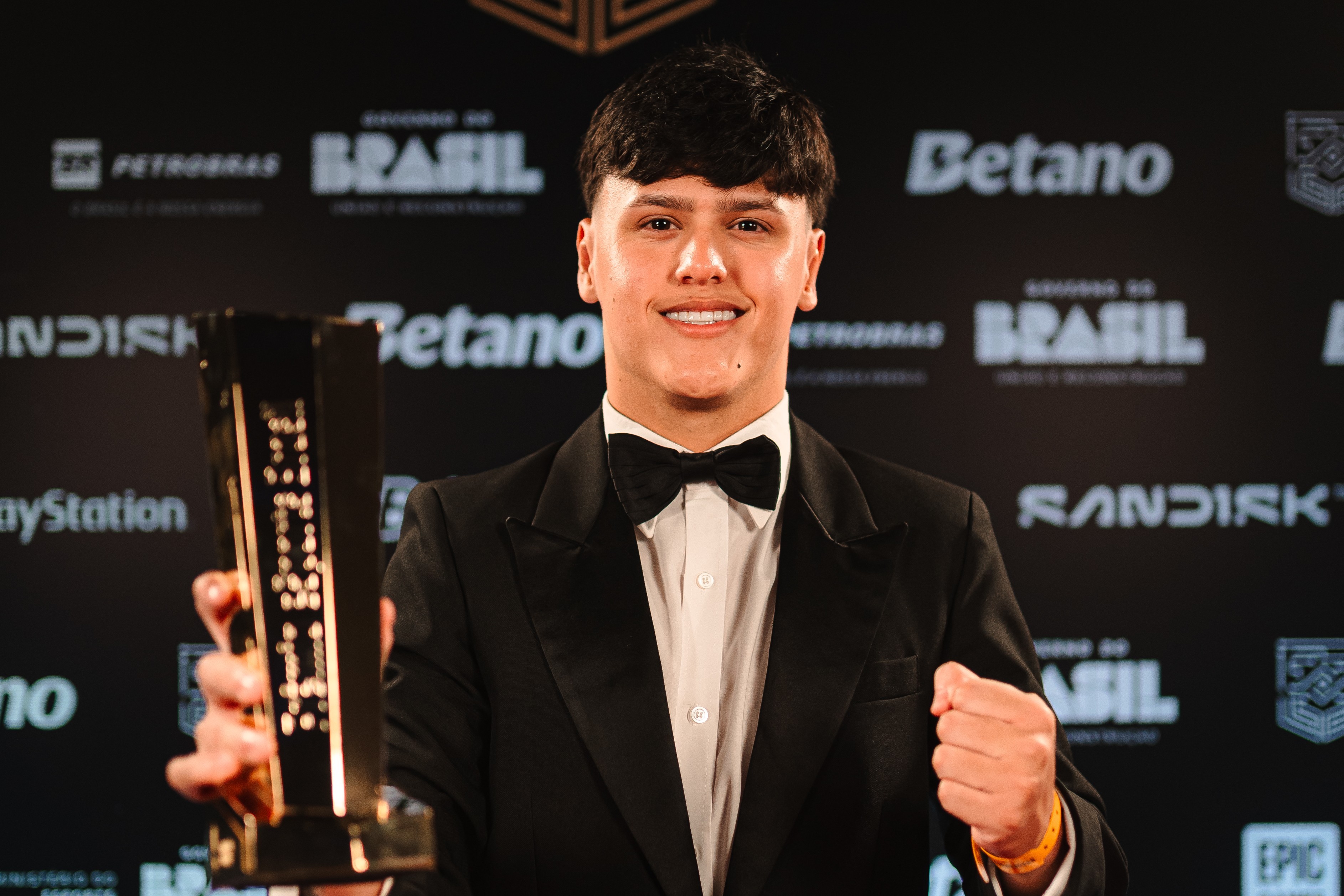 PeB 2025: MT7 se consagra melhor atleta de Free Fire | Ge