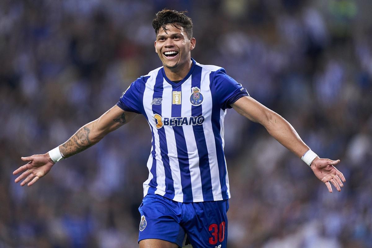 Evanilson marca, e Porto vence clássico contra Sporting | futebol ...