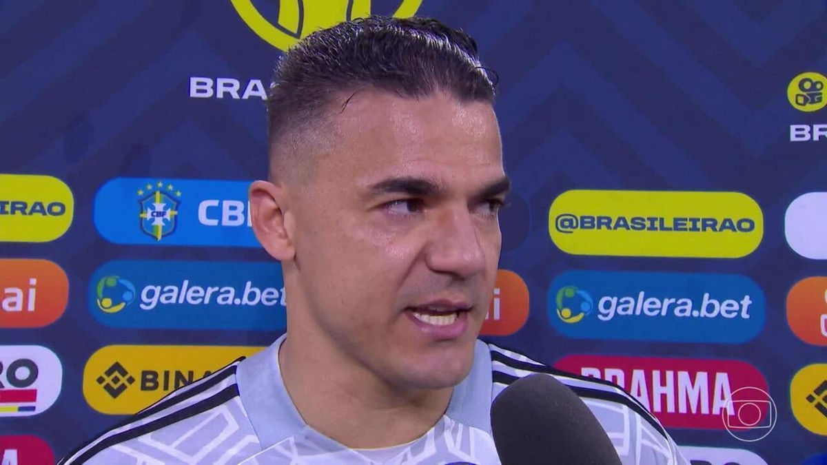 Felipe Alves valoriza o grupo após ser o melhor do São Paulo contra o ...